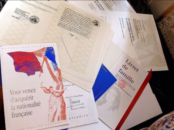 Naturalisation française dossier - Naturalisation-française